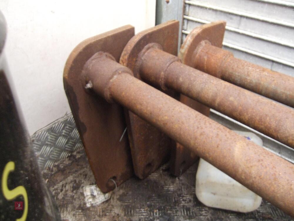 3 SETS OF MANITOU BRACKETS