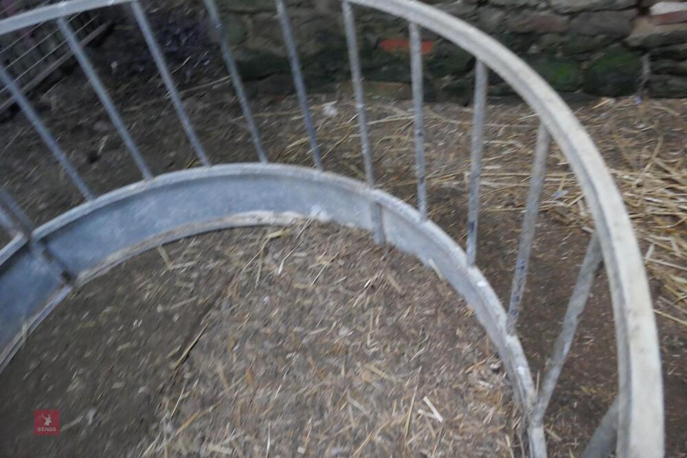 GALVANISED ROUND BALE SHEEP FEEDER