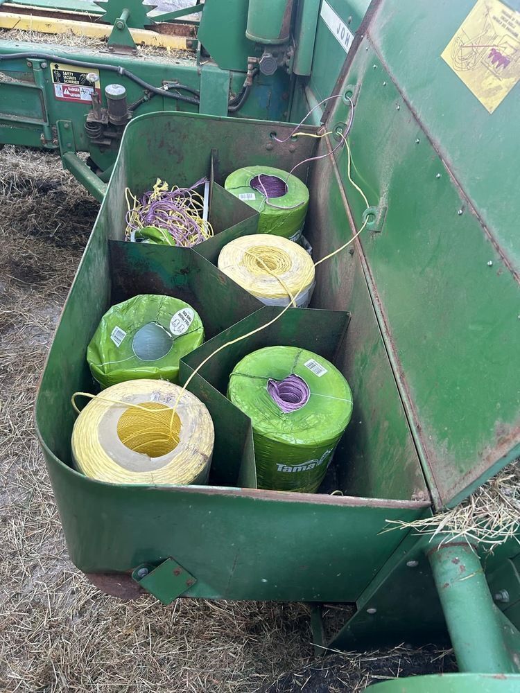 JOHN DEERE 456 SMALL CONVENTIONAL BALER